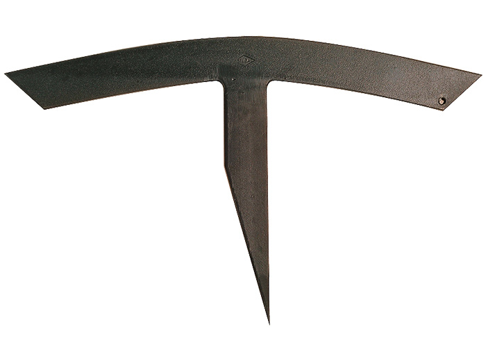 Varitus: Skalūno priekalas lenktas